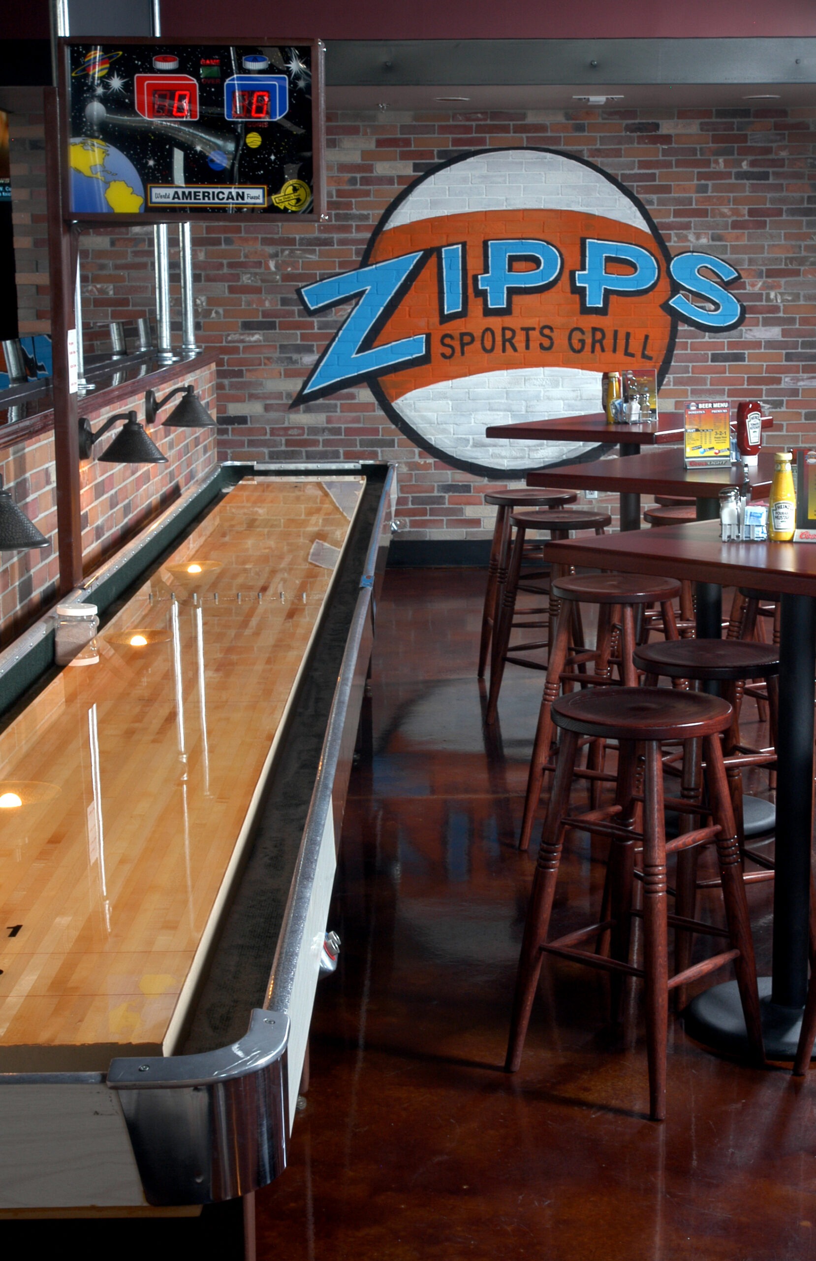 Zipps Shuffleboard | Zipps Sports Grills