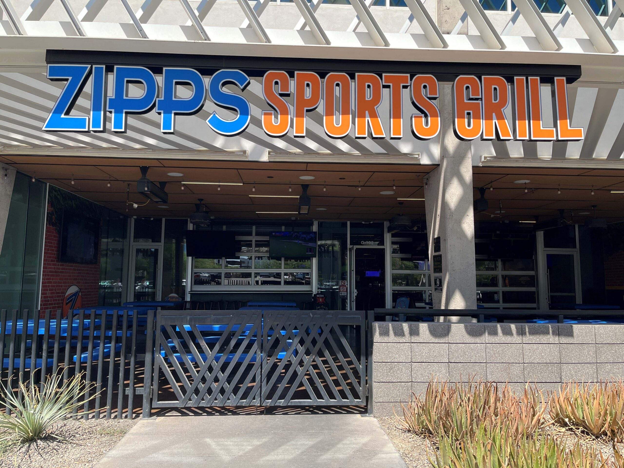 front edit | Zipps Sports Grills